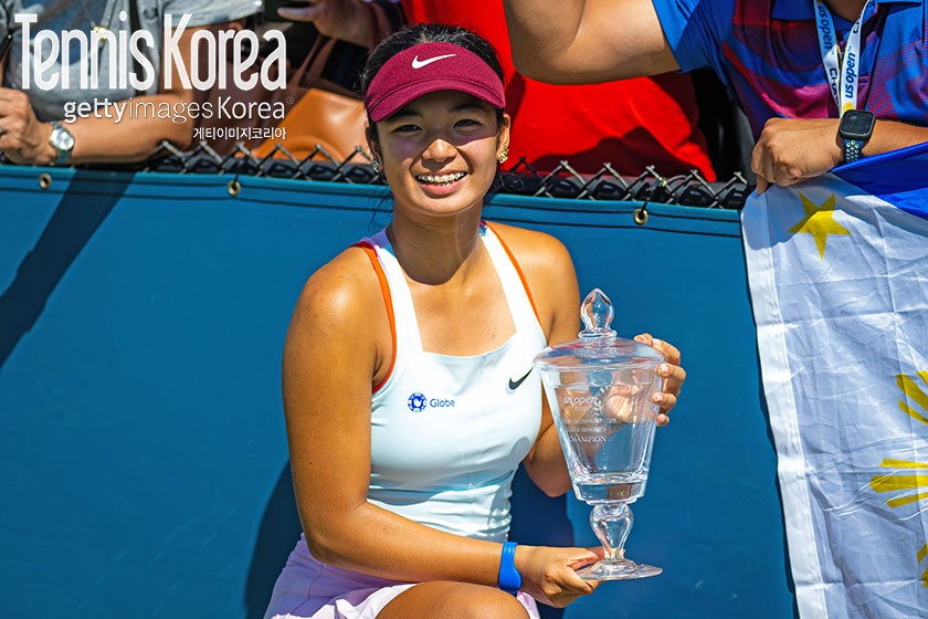 '필리핀 여자 테니스의 새 역사' 알렉산드라 이알라, 생애 첫 WTA 1000 등급 승리